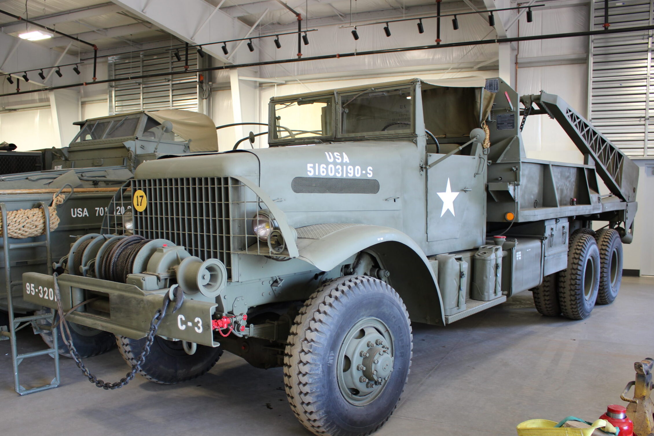 BROCKWAY B666 TRUCK - Tucson Military Vehicle Museum