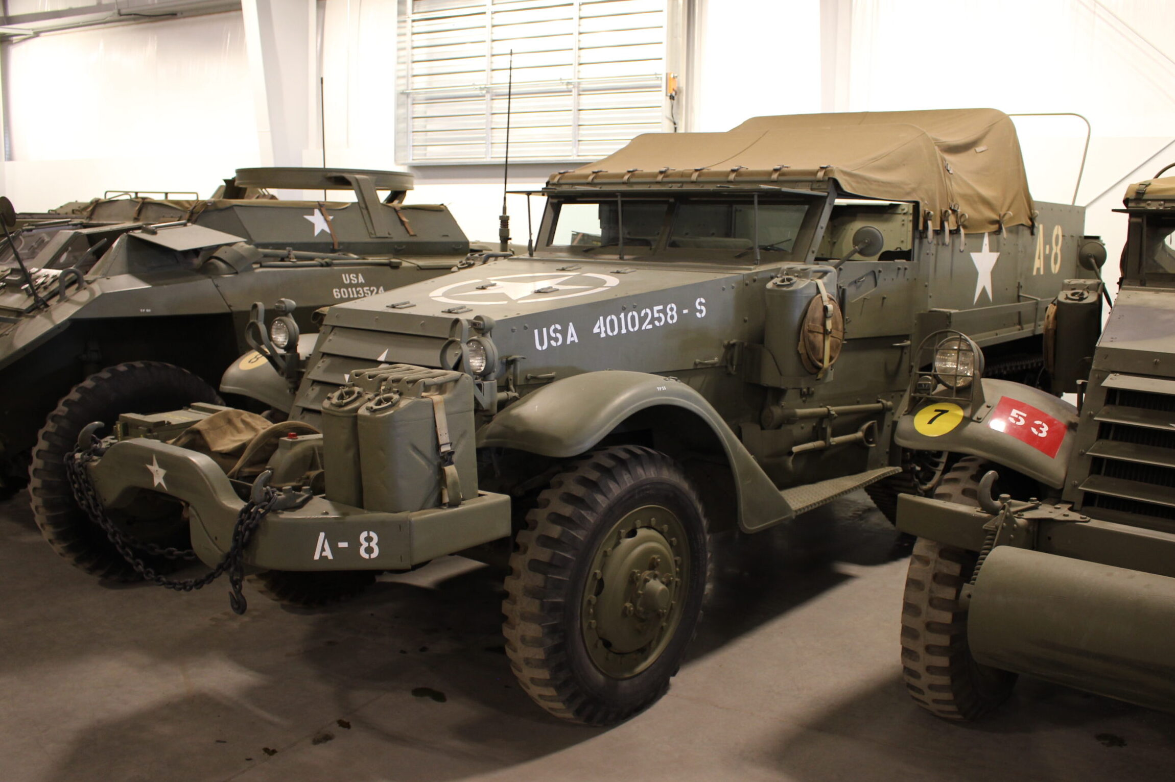 DIAMOND T M3 HALF-TRACK - Tucson Military Vehicle Museum