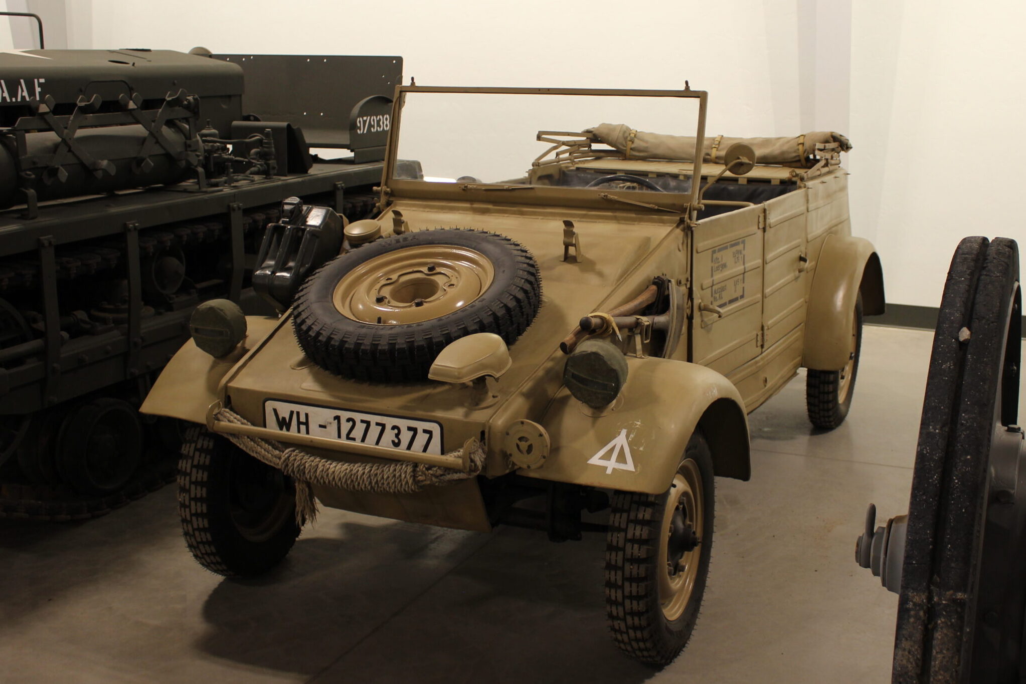 VOLKSWAGEN KUBELWAGEN - Tucson Military Vehicle Museum